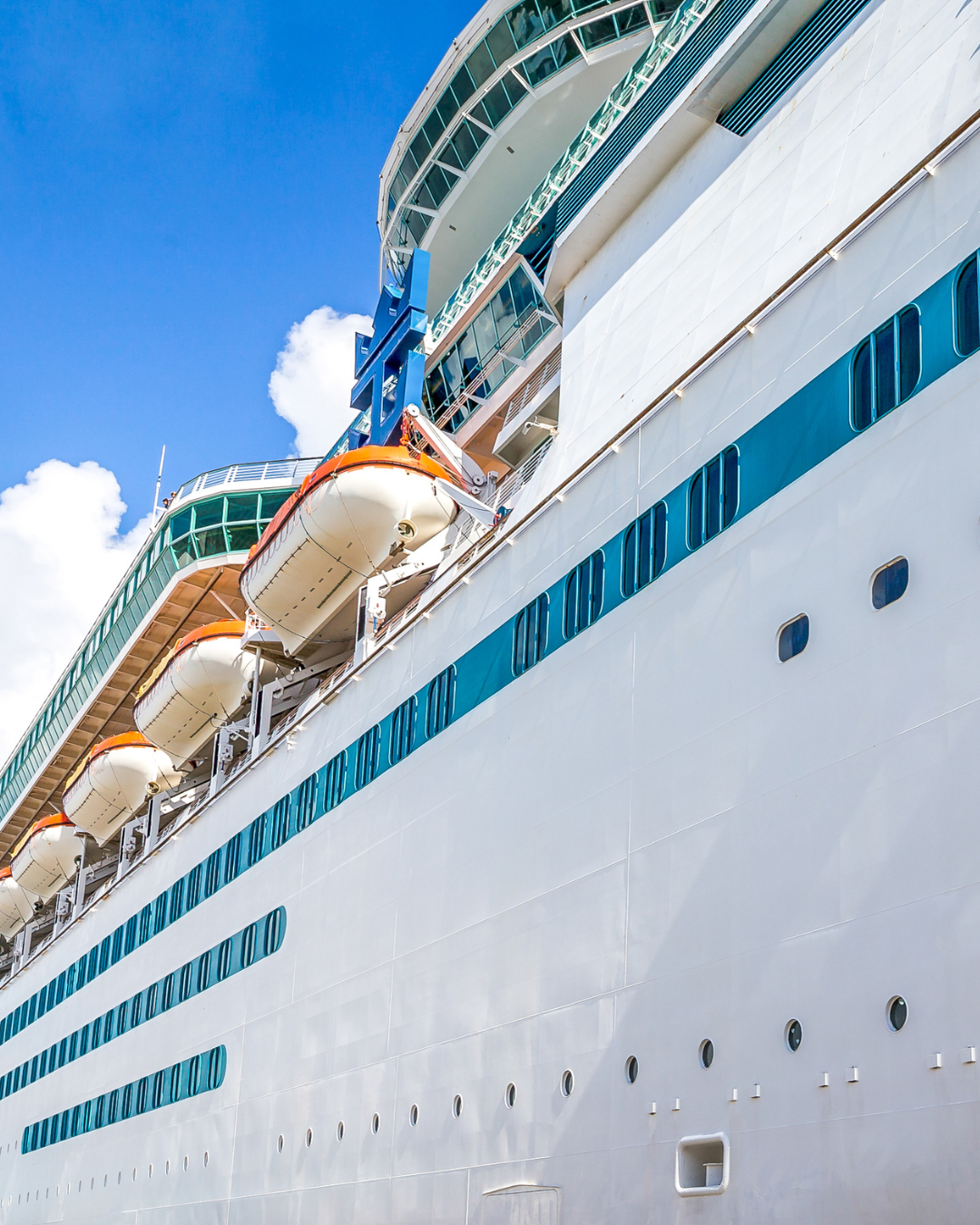 12 Unexpected Cruising Freebies You Shouldn't Miss Out On - CruiseOverload
