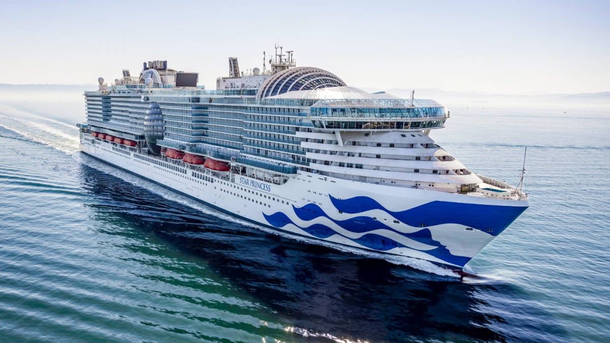 World’s Newest Cruise Ship Star Princess Embarks on Maiden Voyage ...