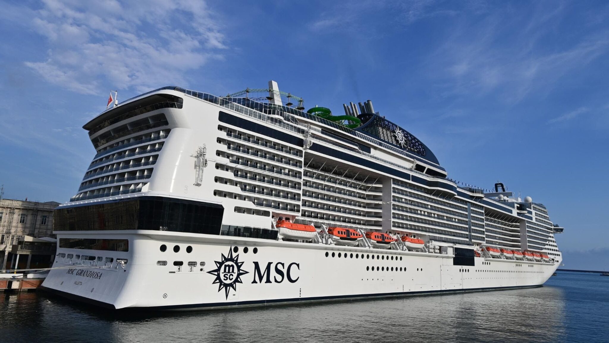 A 6,000-Passenger Mega Ship Just Arrived in Port Canaveral - CruiseOverload