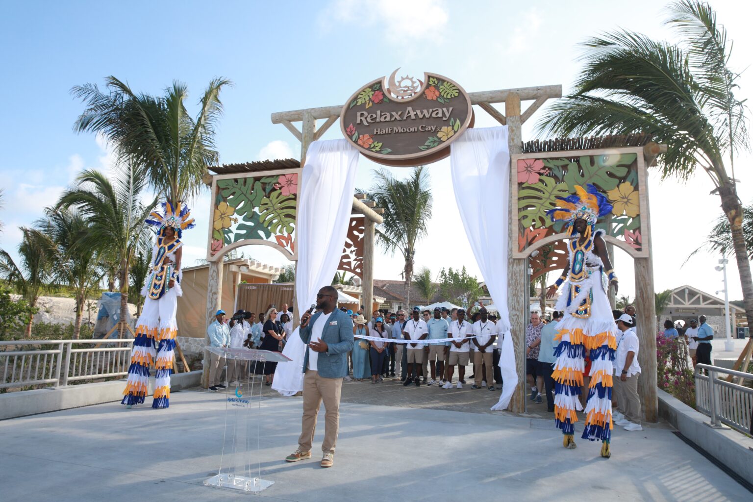 Carnival Opens Brand New Pier at Half Moon Cay — Allowing Its Biggest ...